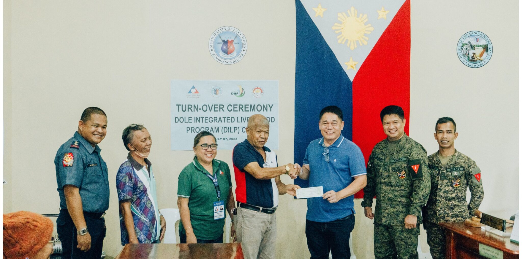 DOLE released Php 2.7 Million Livelihood Project to Informal Sector ...